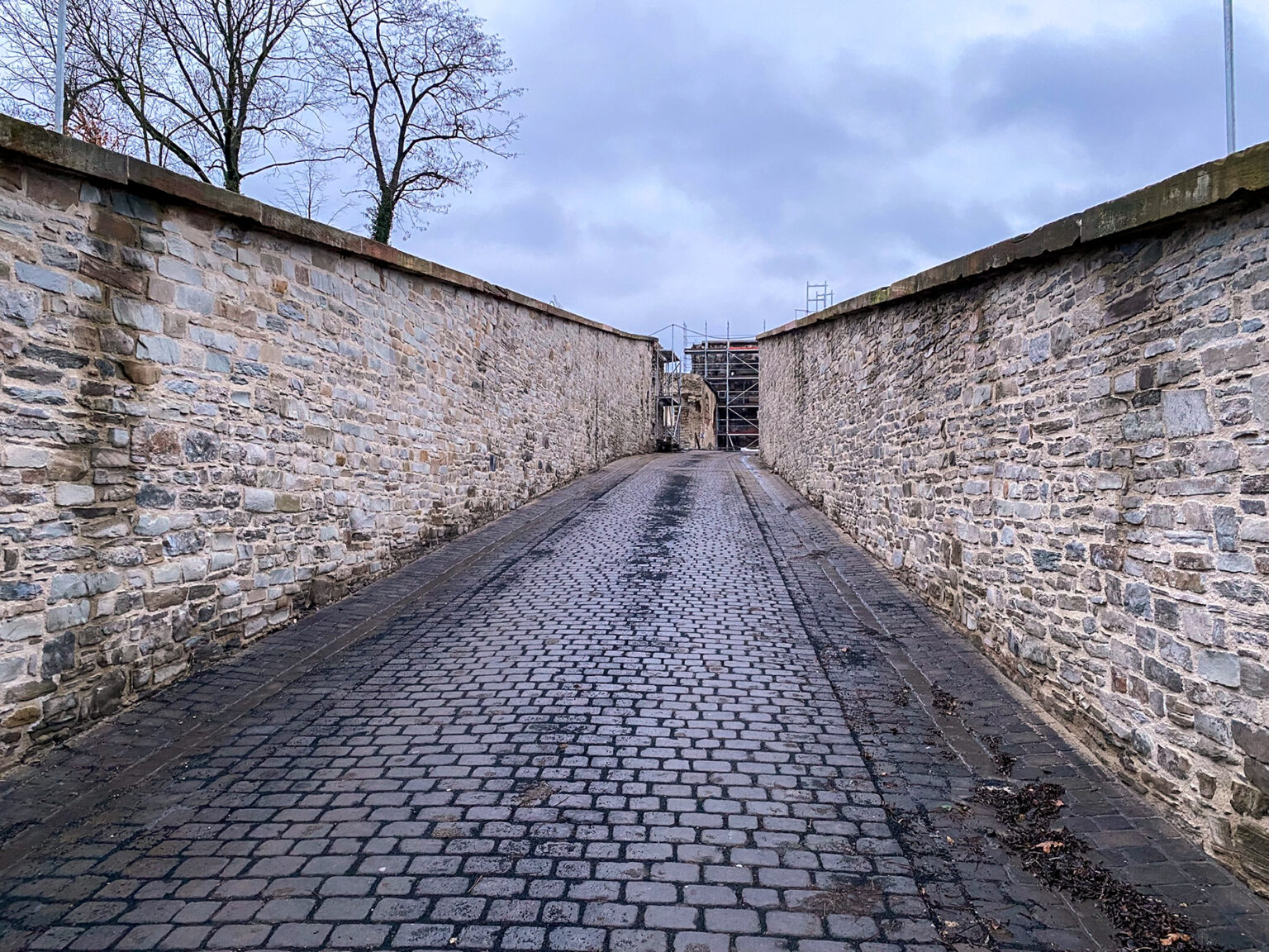Auffahrt zur Feste Kaiser Franz fertiggestellt – Feste Kaiser Franz e.V.